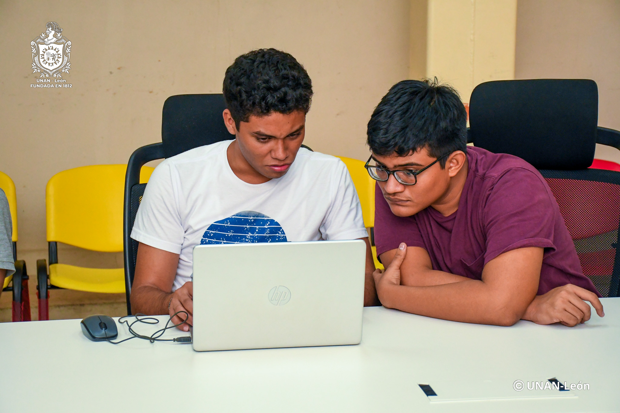 UNAN-León Forma a Profesionales con Excelencia Educativa e Innovación ...